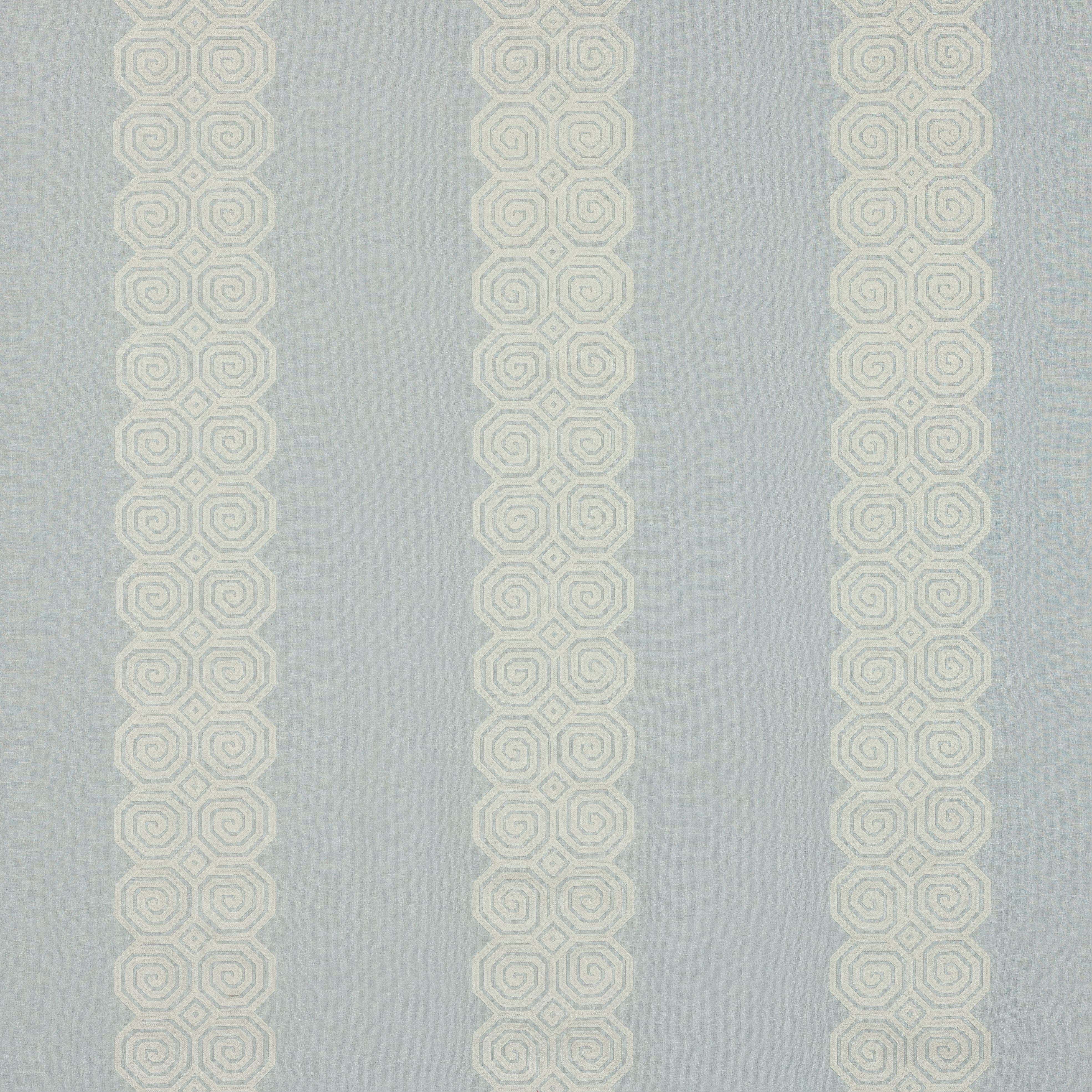 Atlantis, white - Cowtan & Tout Design Library