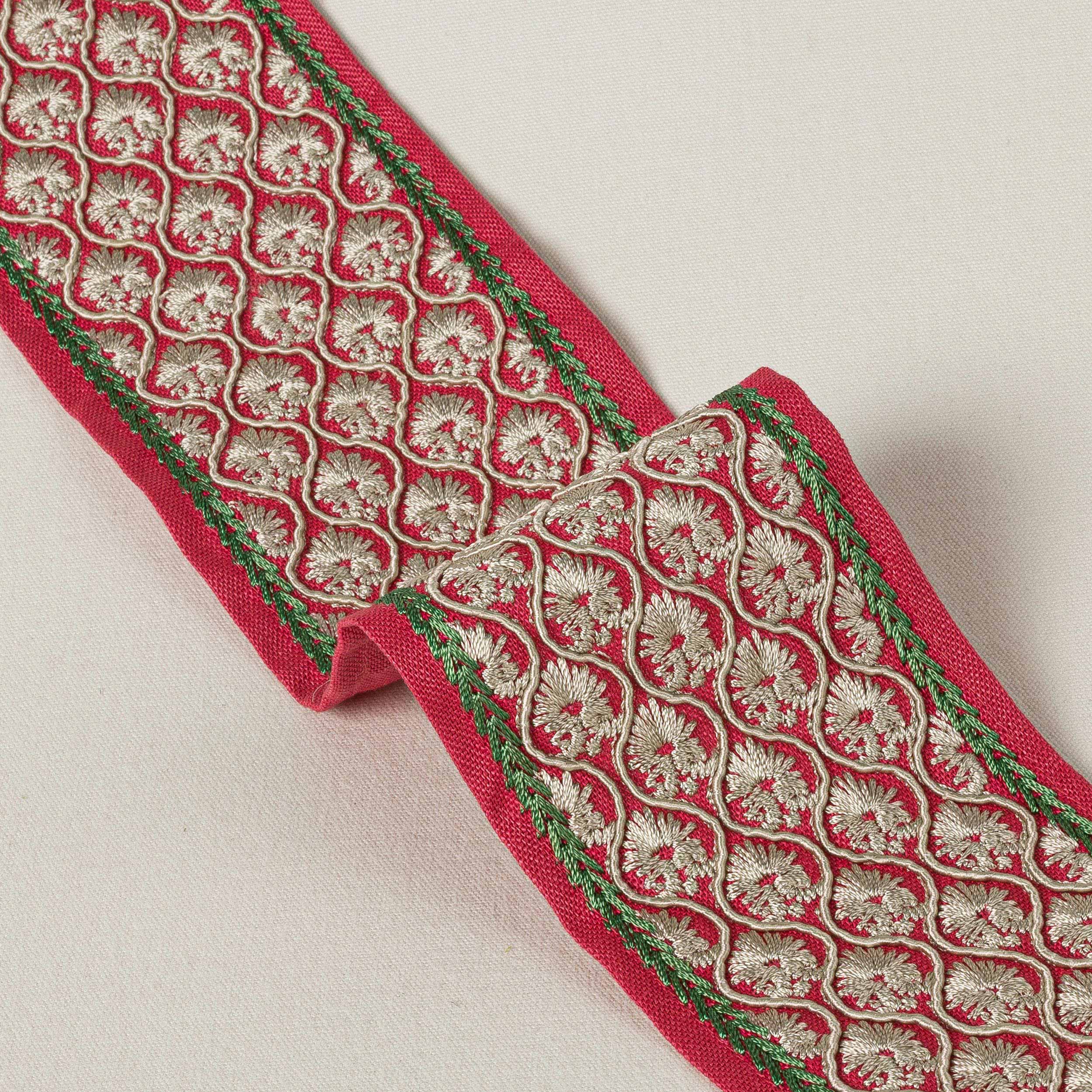 Andorra, leaf green - Cowtan & Tout Design Library