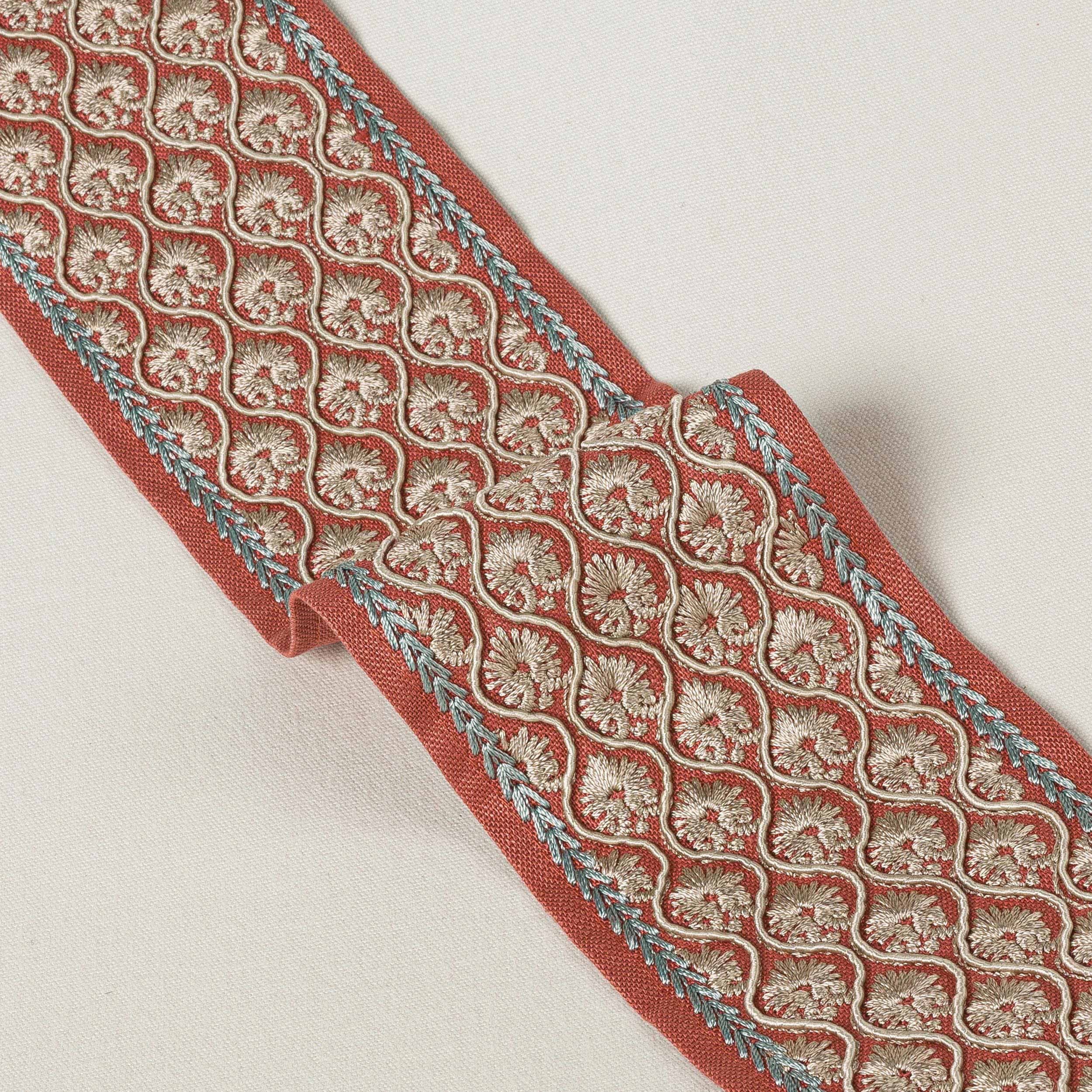 Andorra, leaf green - Cowtan & Tout Design Library