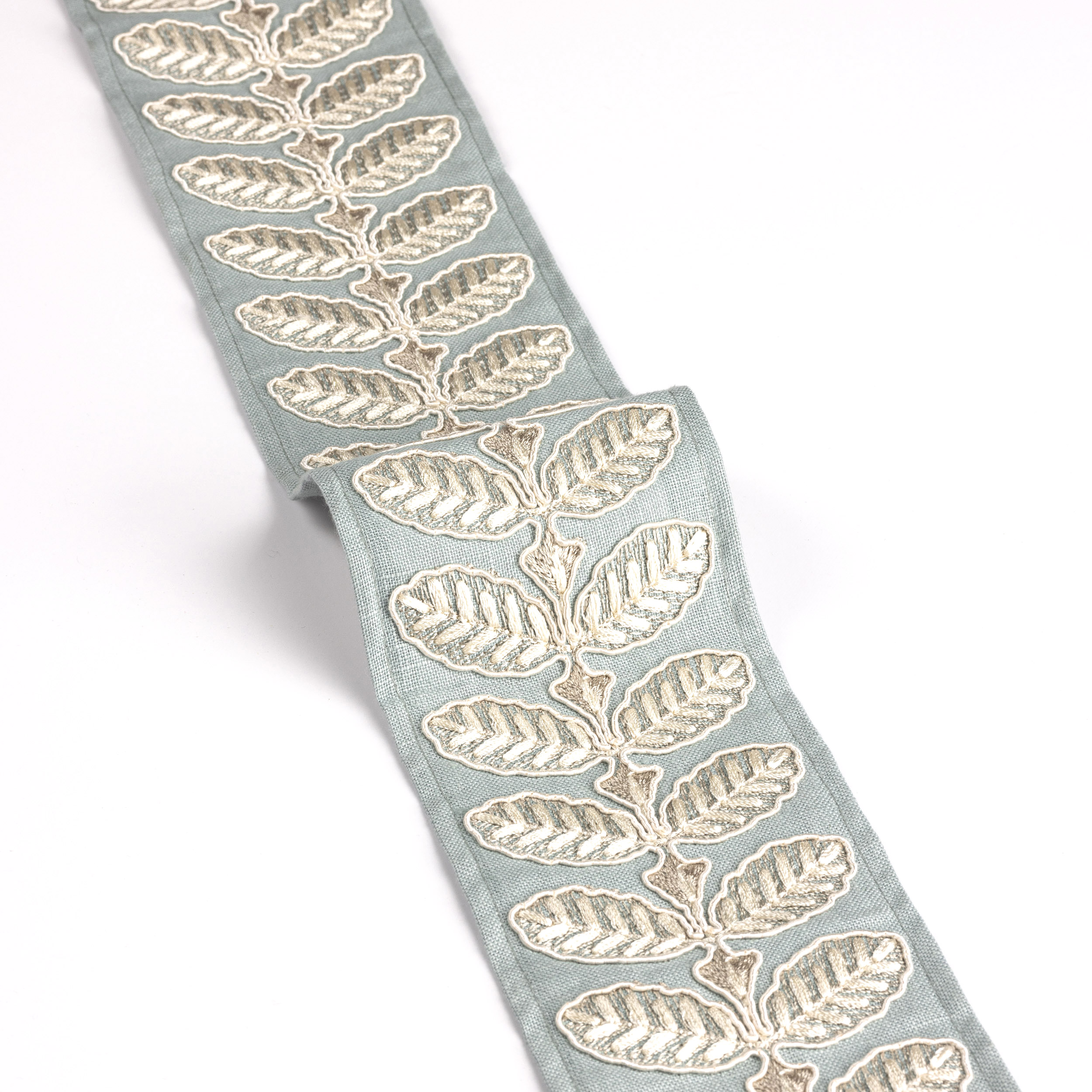 Lansdowne Stem Braid, beige - Cowtan & Tout Design Library