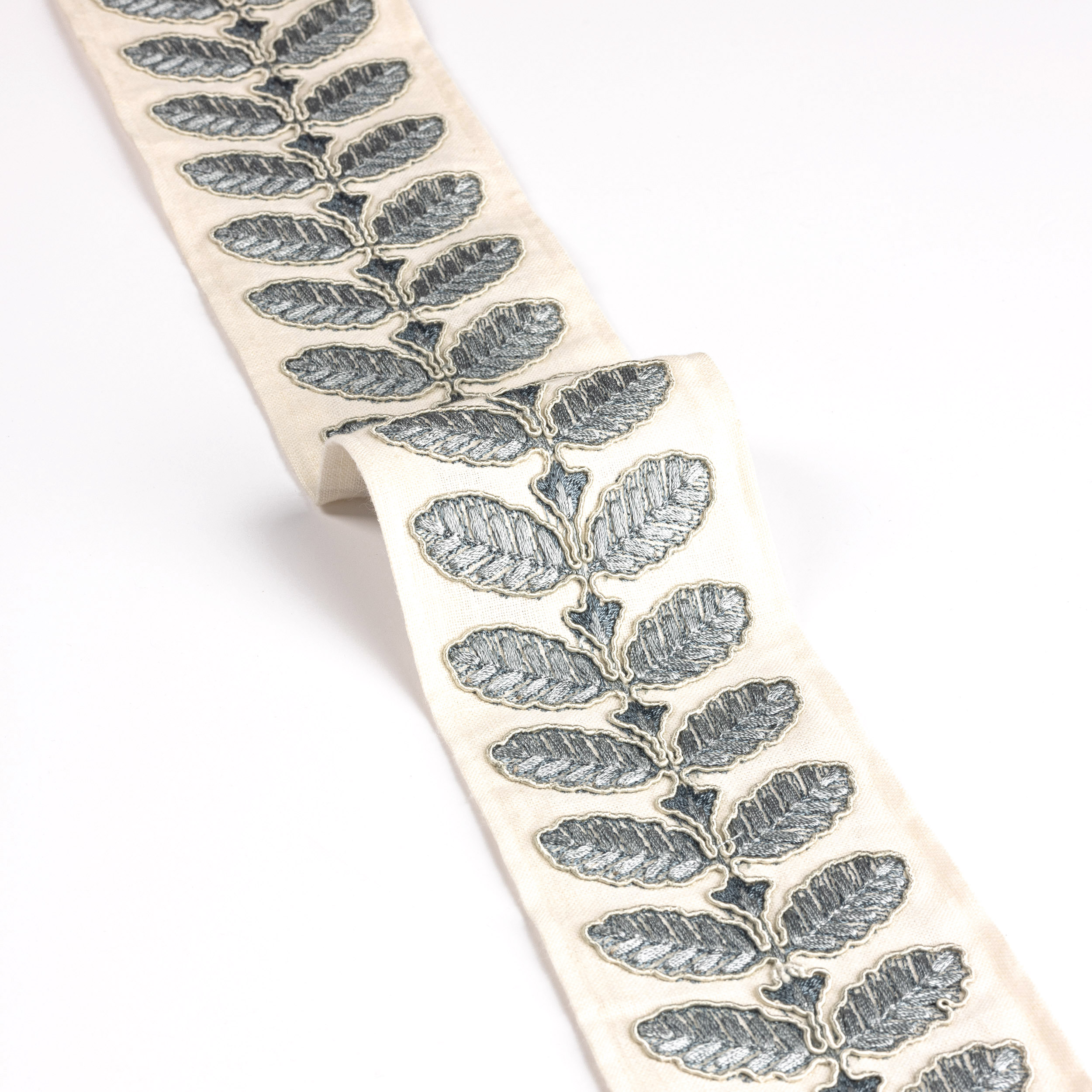 Lansdowne Stem Braid, beige - Cowtan & Tout Design Library